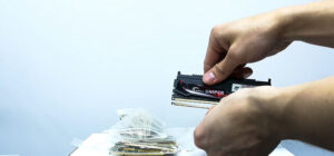 Gold Inside Electronics | Why and How Much Is Used - Techdim