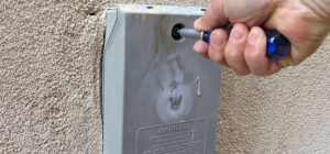 How to Turn on Cable Box Outside? | Easy Guidelines to Open the Box and ...
